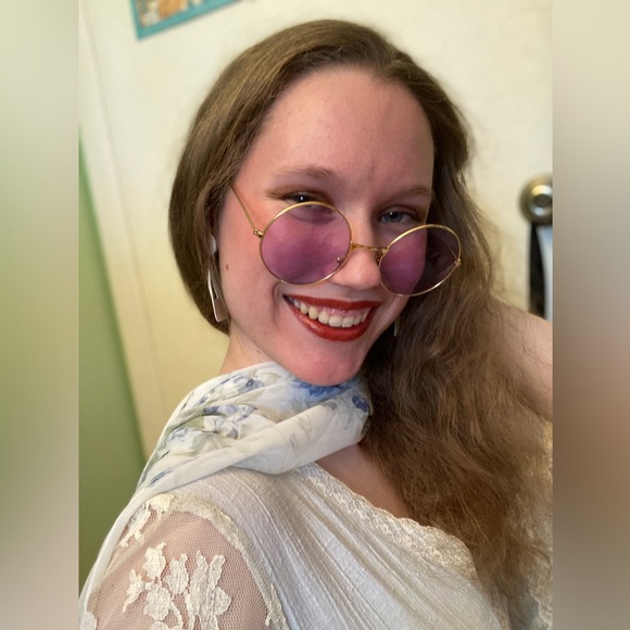 Elise's Closet (@elise_t4137) | Poshmark